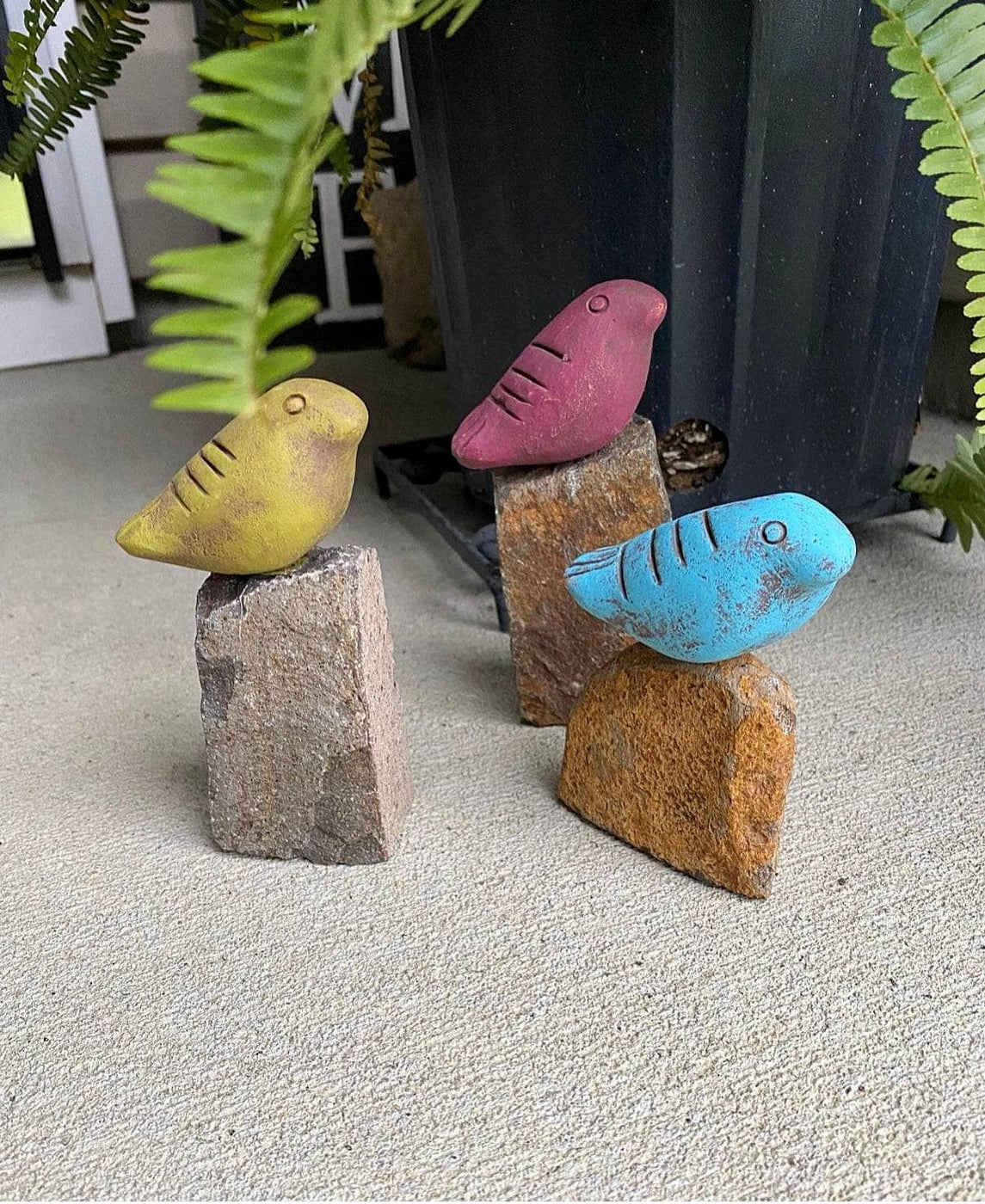 Stone Statues - Mini Birds On Rocks