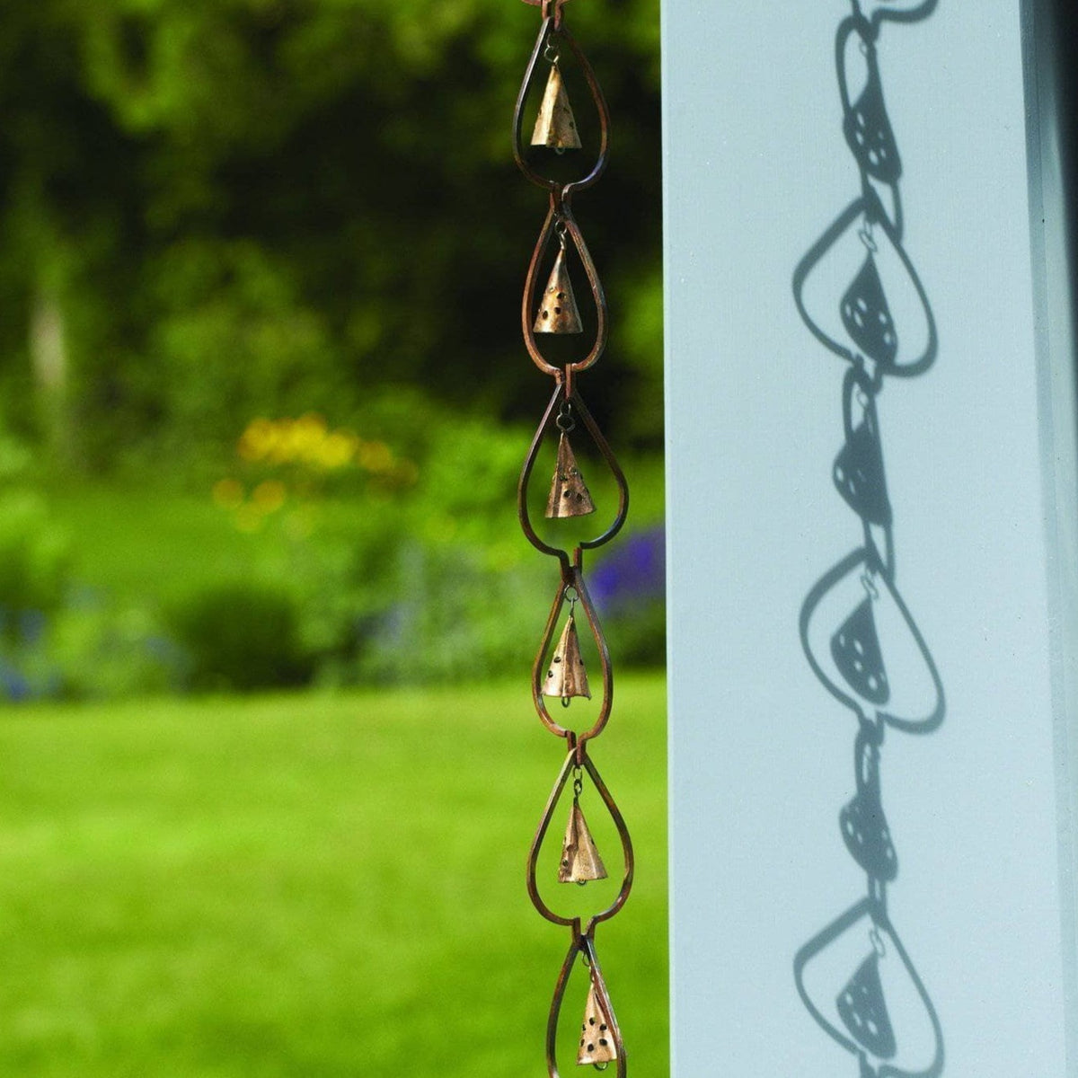 Flamed Aspen With Bell Rain Chain